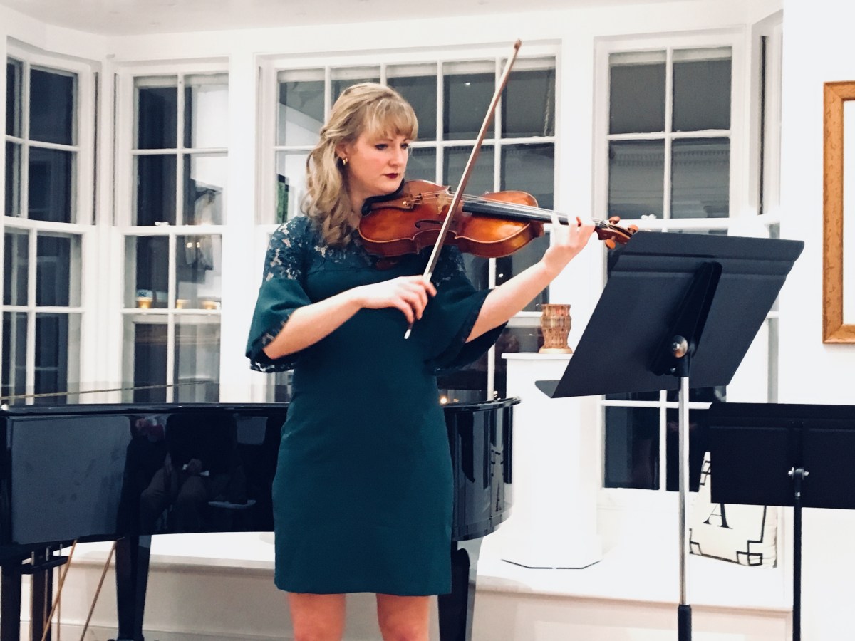 Juliet Dawson | I play the viola